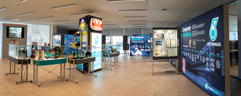 PETRONAS LUBRICANTS INTERNATIONAL NARRA LA STORIA (E IL FUTURO) DELL ...